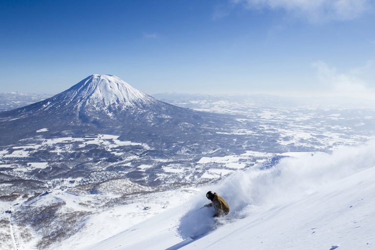 Niseko Annupuri International Ski Area - POWDER SNOW HOKKAIDO