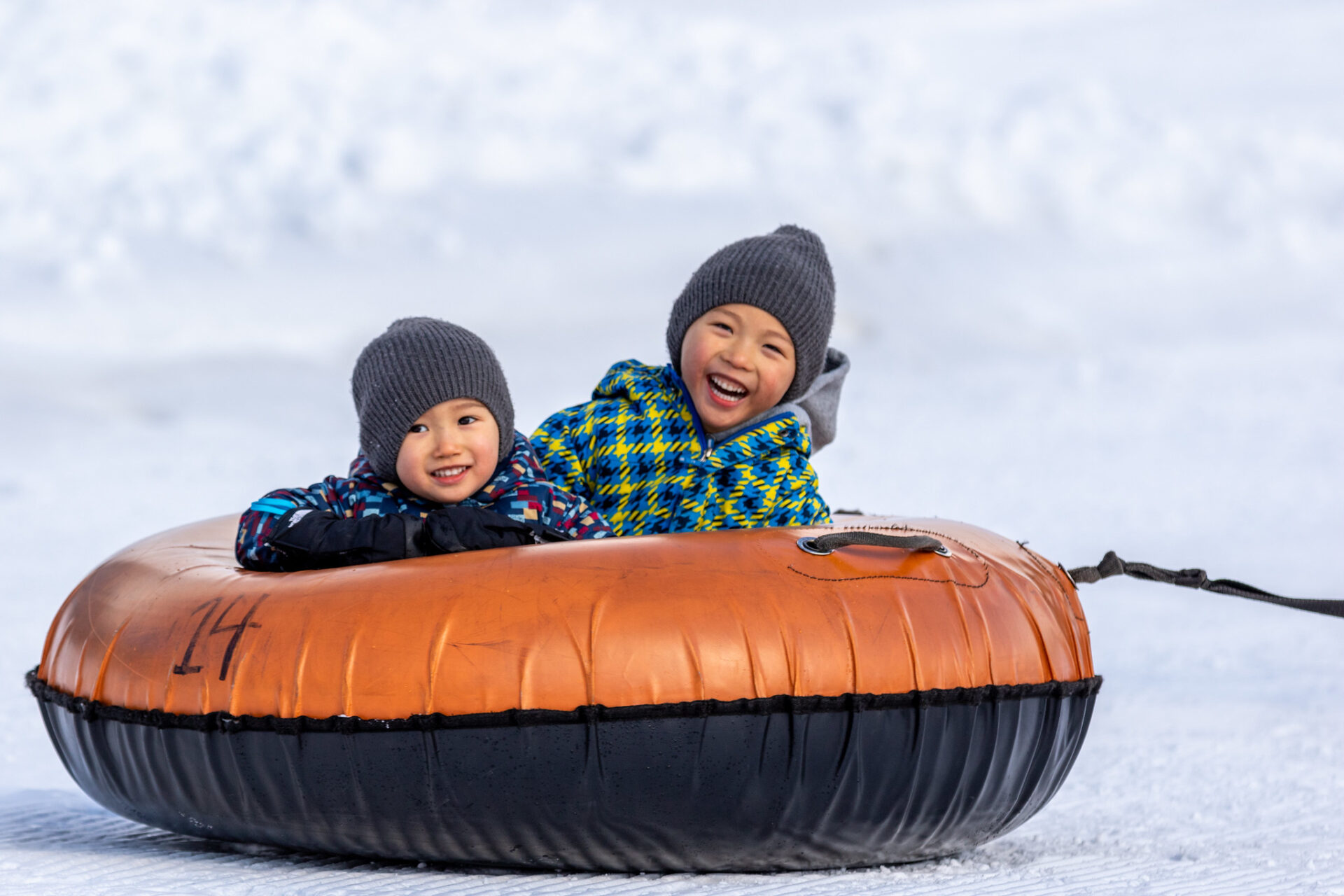 Niseko Hanazono Resort - POWDER SNOW HOKKAIDO